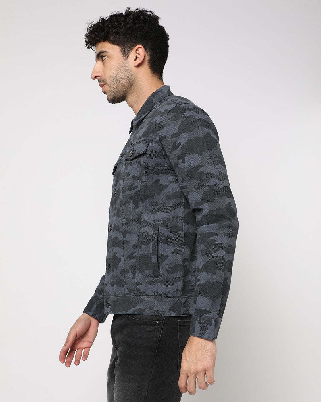 Stylish Men's Denim Jackets Online in Pakistan | Buy Men Jackets – Ace Cart